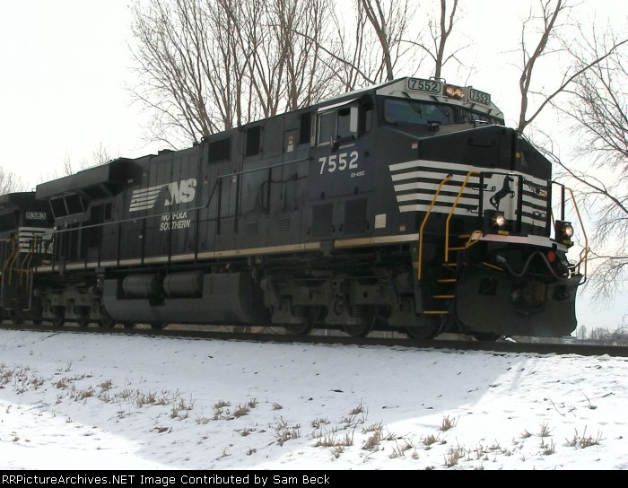 NS 7552